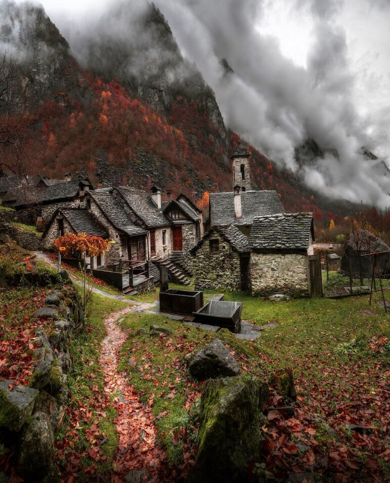 ICONS of Switzerland - Majestic Fall Landscapes & Rustic Villages ...